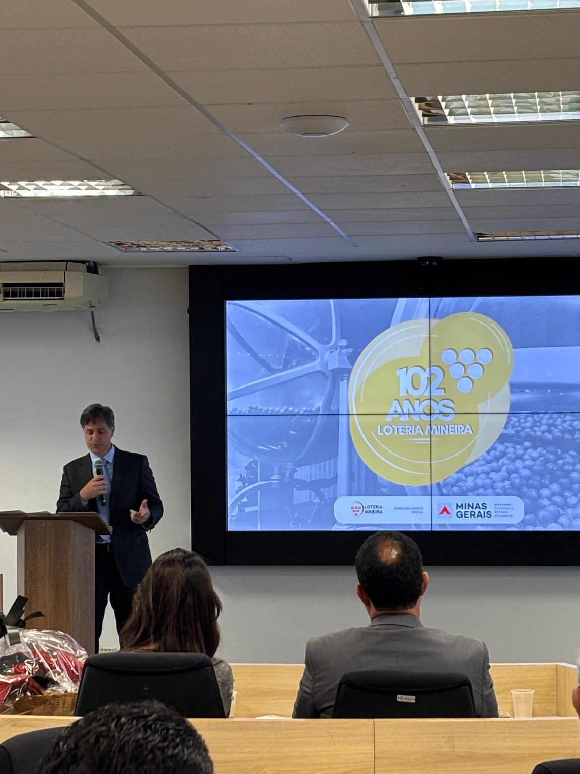 Loteria Mineira feiert 102 Jahre Geschichte mit sozialen Initiativen ...